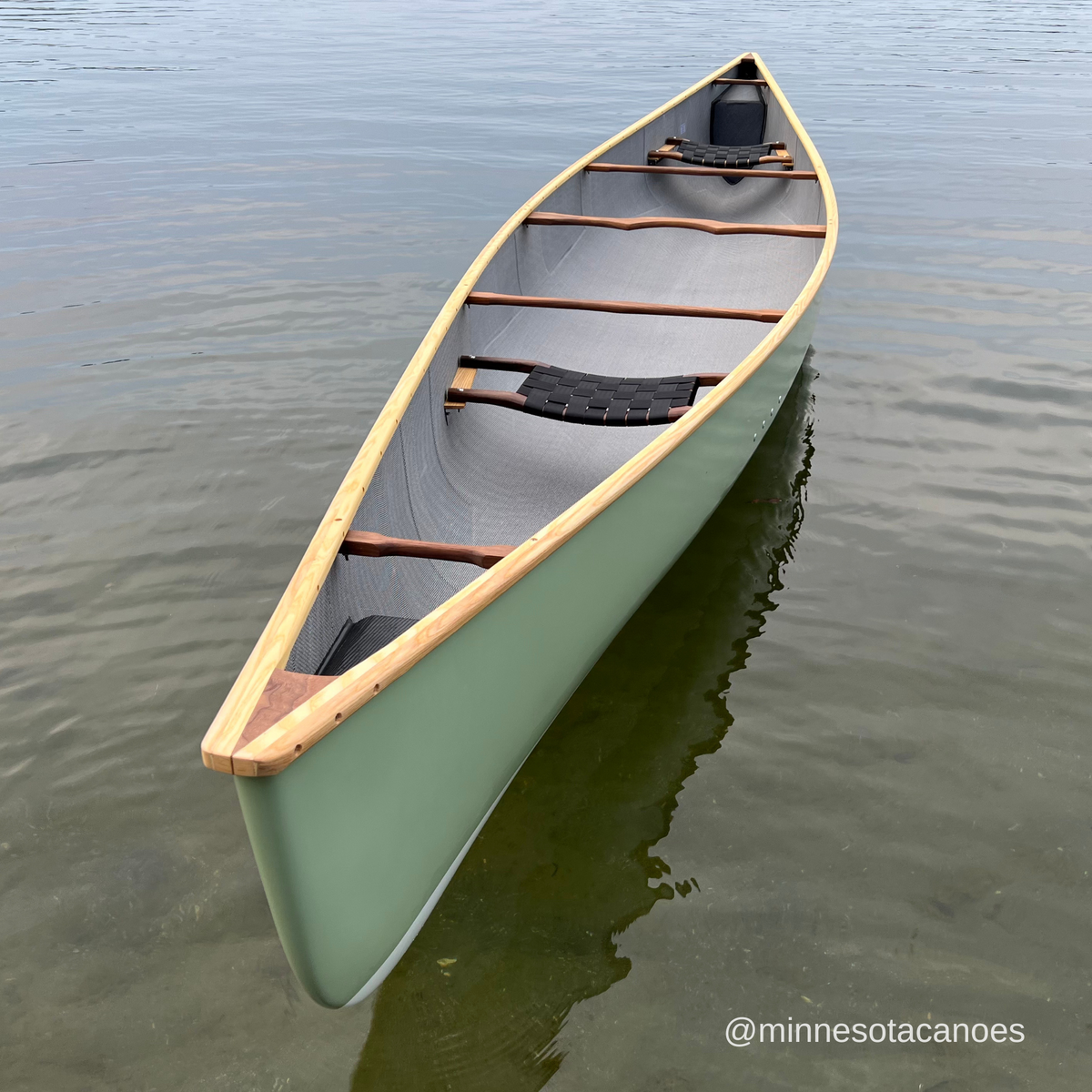 VISION17 (17' 9") Legacy Grey Two-tone Sage and Walnut Standard Link T ...