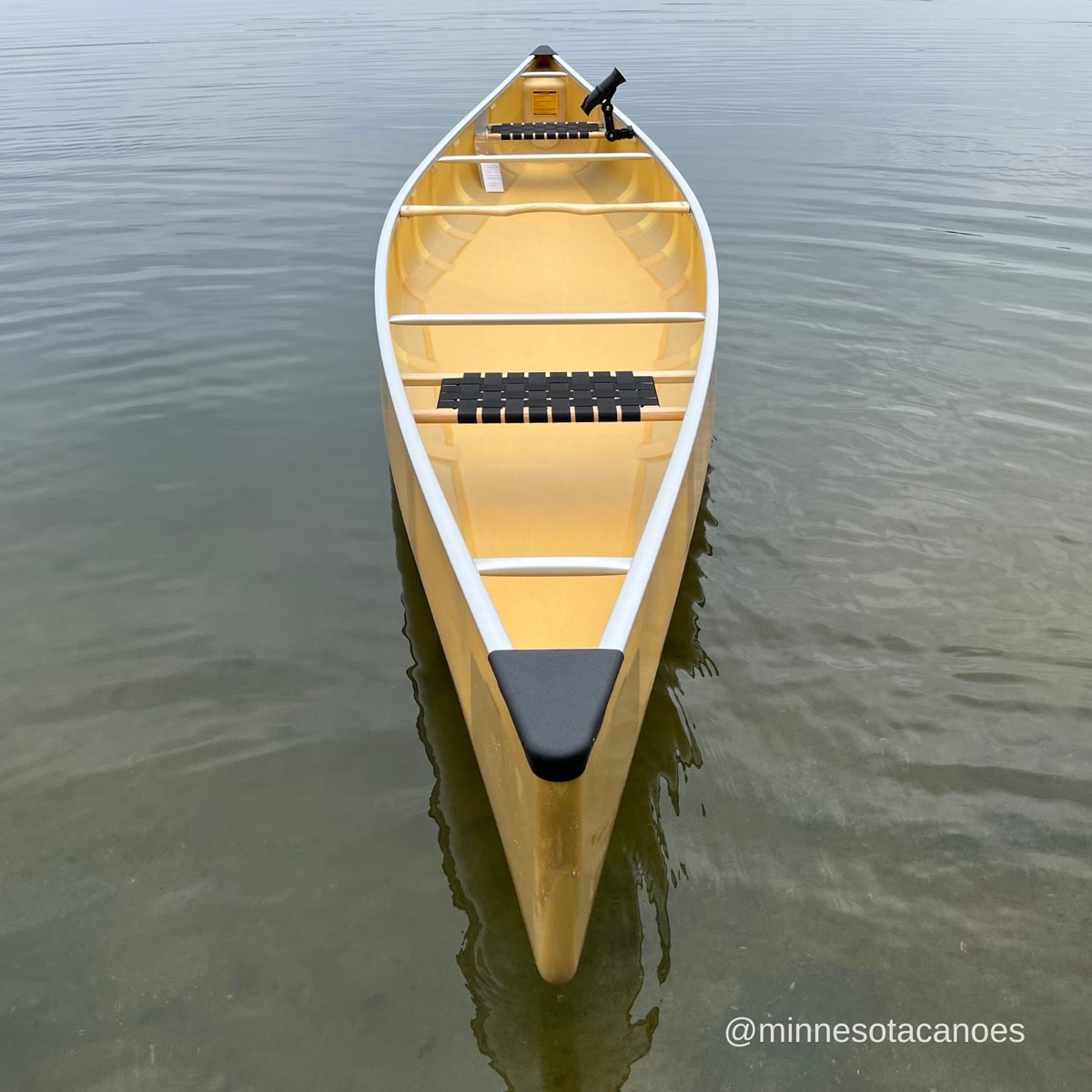 BASSWOOD 18 (18' 0") Aramid Ultra-light Tandem Wenonah Canoe ...