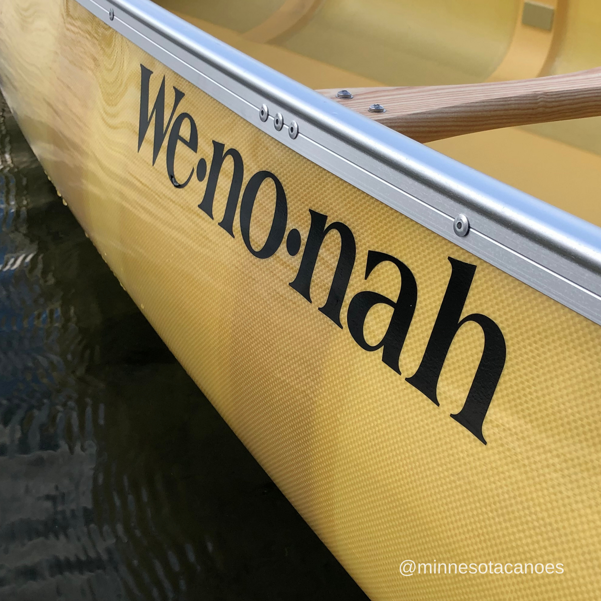 MINNESOTA 3 (20' 0") Aramid Ultra-light Tandem Wenonah Canoe with 3 Se ...