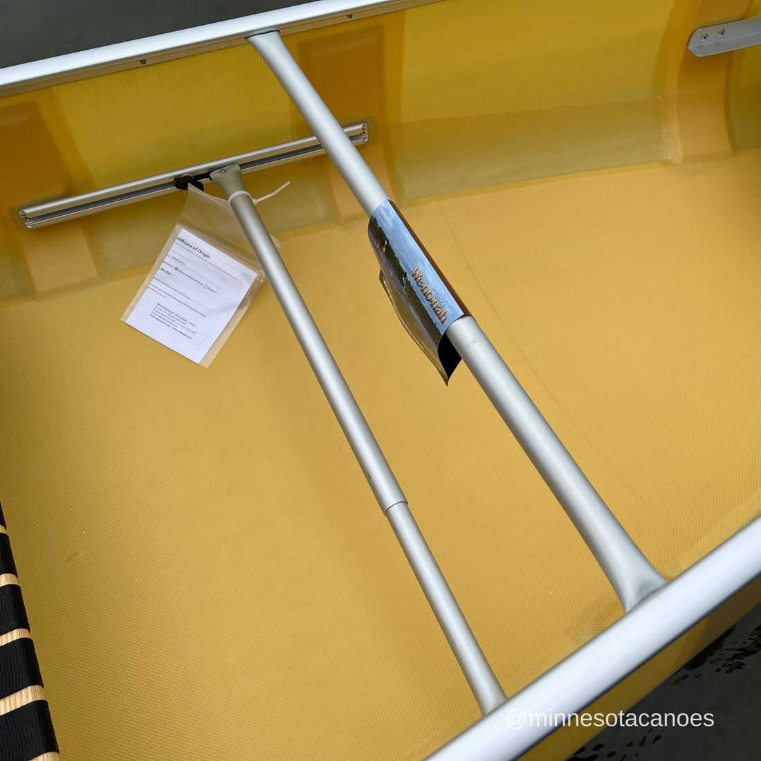 MINNESOTA II (18' 6") Aramid Ultra-light Tandem Wenonah Canoe with 3 S ...