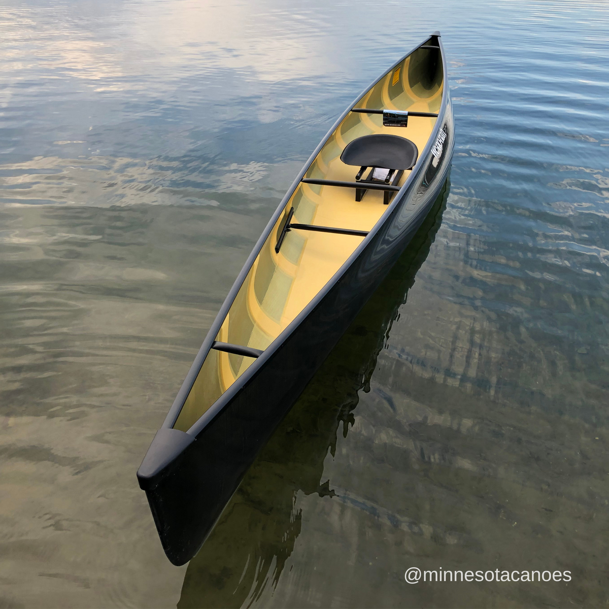 VOYAGER (17' 6") Graphite Ultra-light w/Black Trim Solo Wenonah Canoe ...